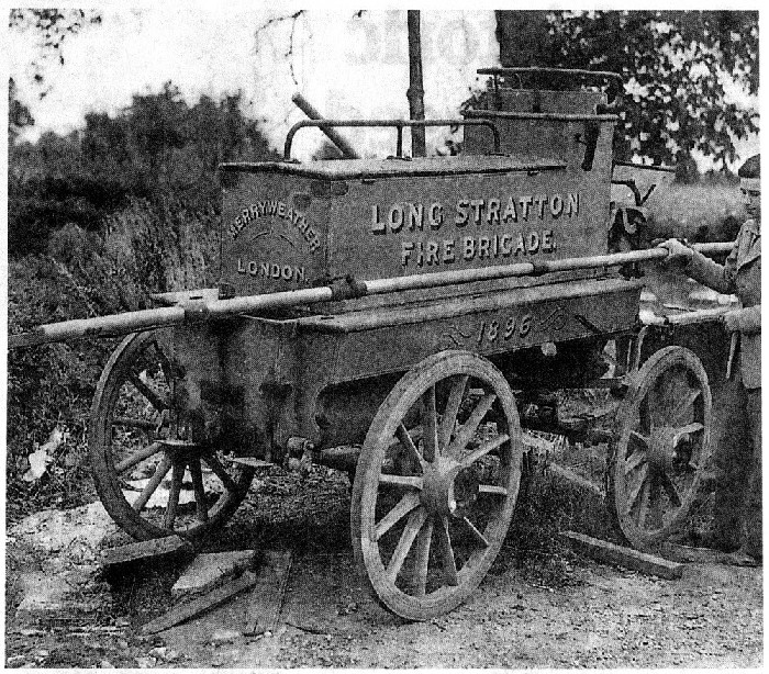 Calling the Fire Brigade in the early 1900s :: Forncetthistory